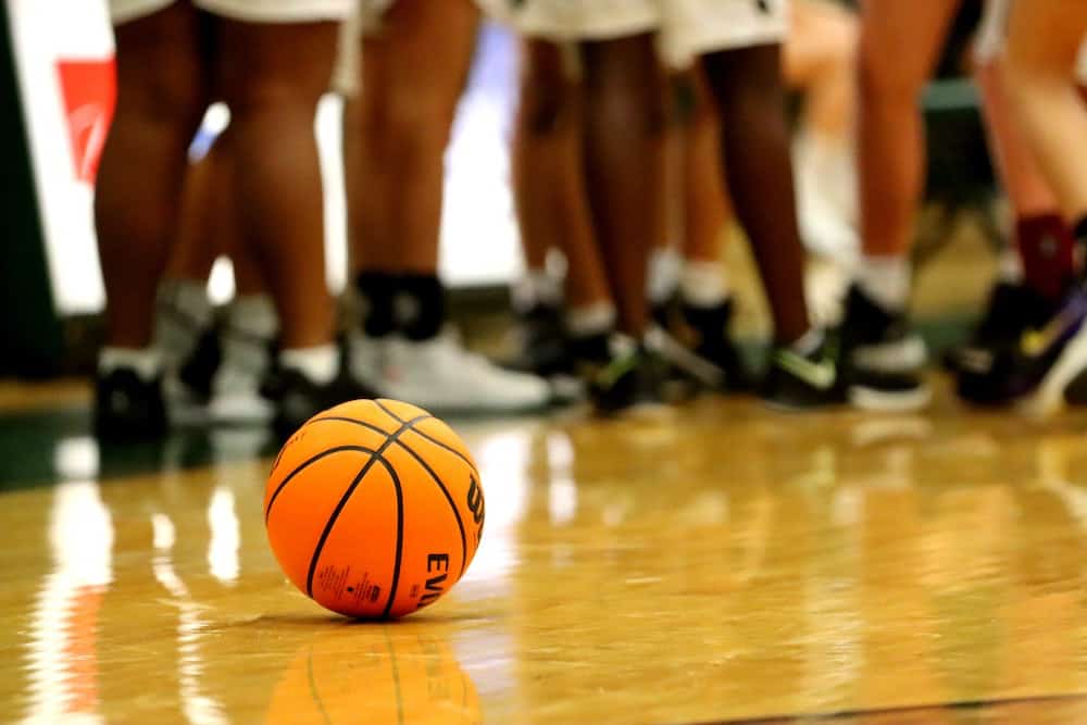 The 3 Second Violation In Basketball Definition Examples The 3 Second Violation In Basketball Definition Examples